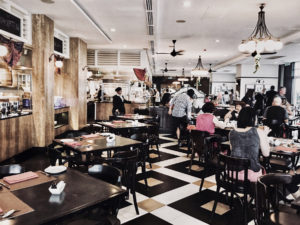 The Qualities of a Great Front of House Manager | Restaurant Engine