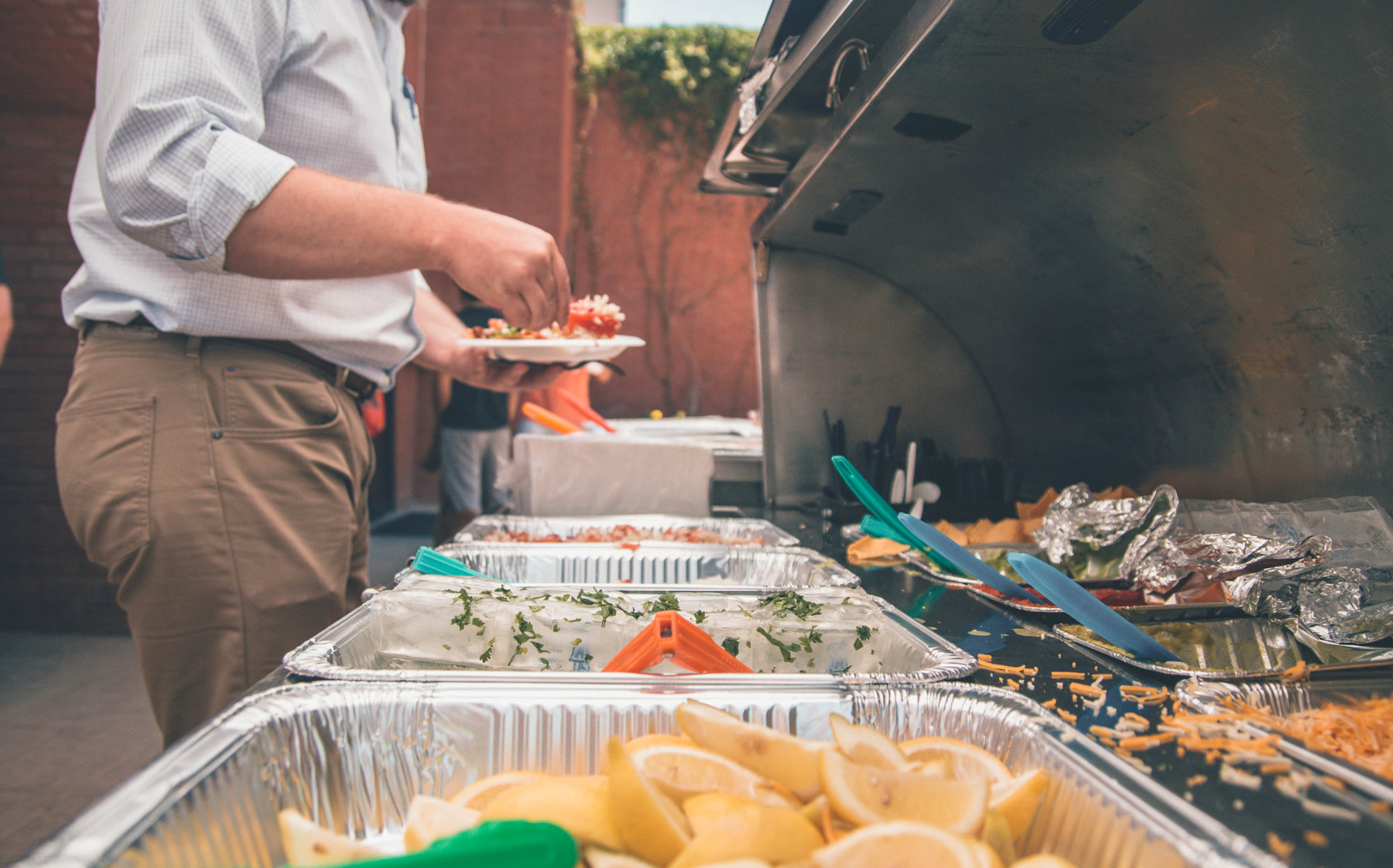 How to Tell If You Should Start Catering | Restaurant Engine